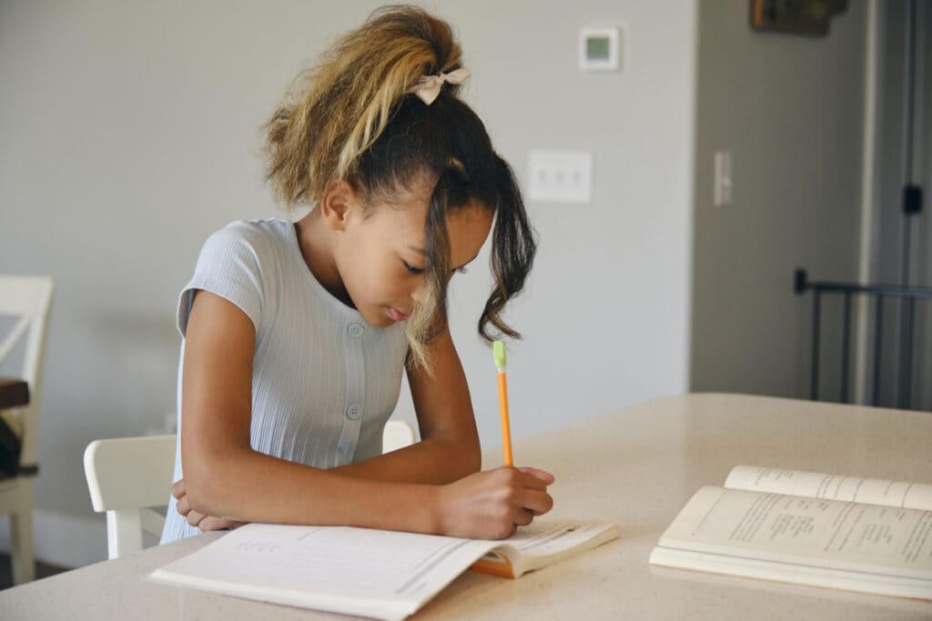 Enseignement à distance : Réussite scolaire à portée de clic