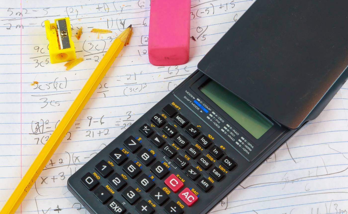 Comment bien utiliser la calculatrice au brevet de maths ? - Cours Legendre